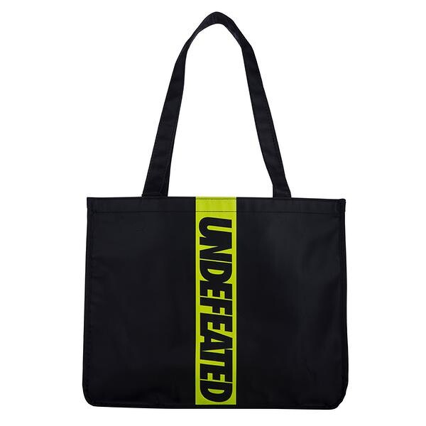 星巴克最潮聯名杯來了！首度與UNDEFEATED合作，推出9款螢光黑撞色杯款、包袋