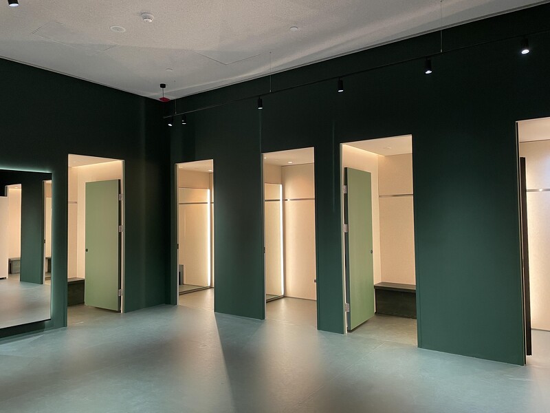 COS台北101店根本是夢幻衣櫥！新店亮點帶逛＋3個眾所期待原因告訴你