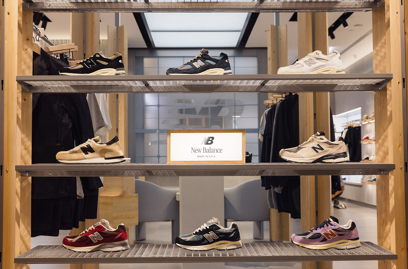 早秋時尚潮流圈大熱議的焦點—NB GREY 形象總店進駐101，從空間美學到藝術共創，讓高級灰階的N次方魅力徹底超展開！