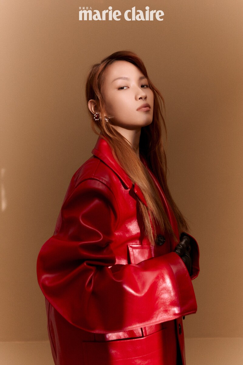 專訪｜LÜCY 夢境女聲唱作寶藏：「不要害怕去嘗試，人生路途漫漫，若沒有試就是 Nothing！」