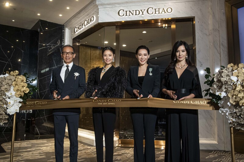 成就未來珠寶藝術史的里程碑，CINDY CHAO The Art Jewel Gallery藝術珠寶典藏館優雅現身台北晶華，首創無重力漂浮展示完美呈現作品有機生命力