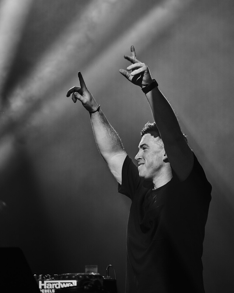 荷蘭電音王者Hardwell要來了！12月台北大佳河濱公園強勢回歸，售票資訊公布