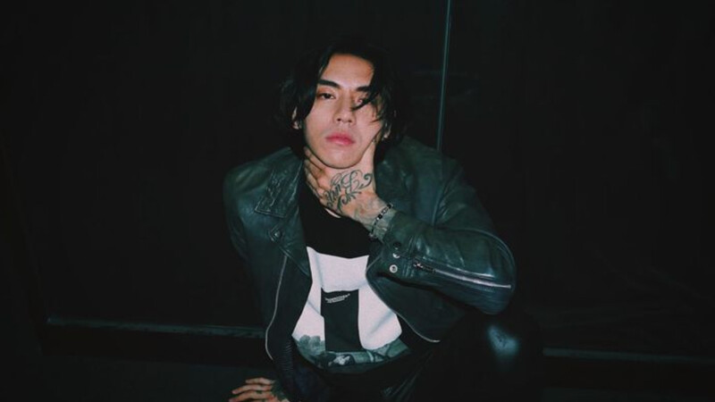 這位頹廢又性感的男人DPR IAN是誰？6件事一次認識，幫IU、太陽拍MV