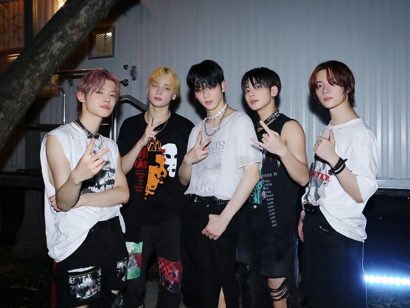 TXT男團5位成員介紹！崔秀彬185長腿隊長，頹廢美擔當然竣