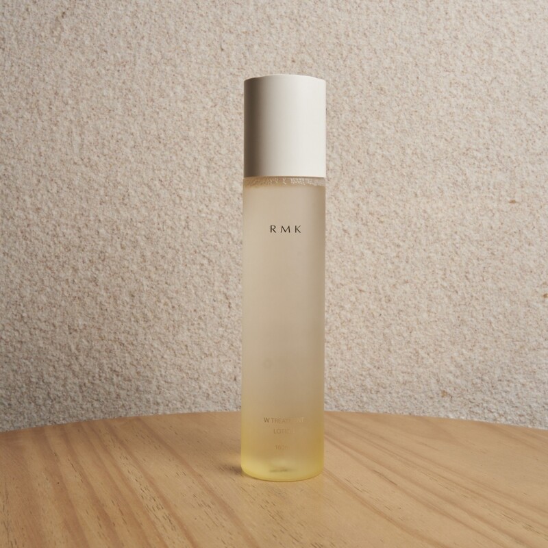 2024化妝水推薦！進階「精華水」等級，從拋光亮顏、保濕修護、溫和美白通通有